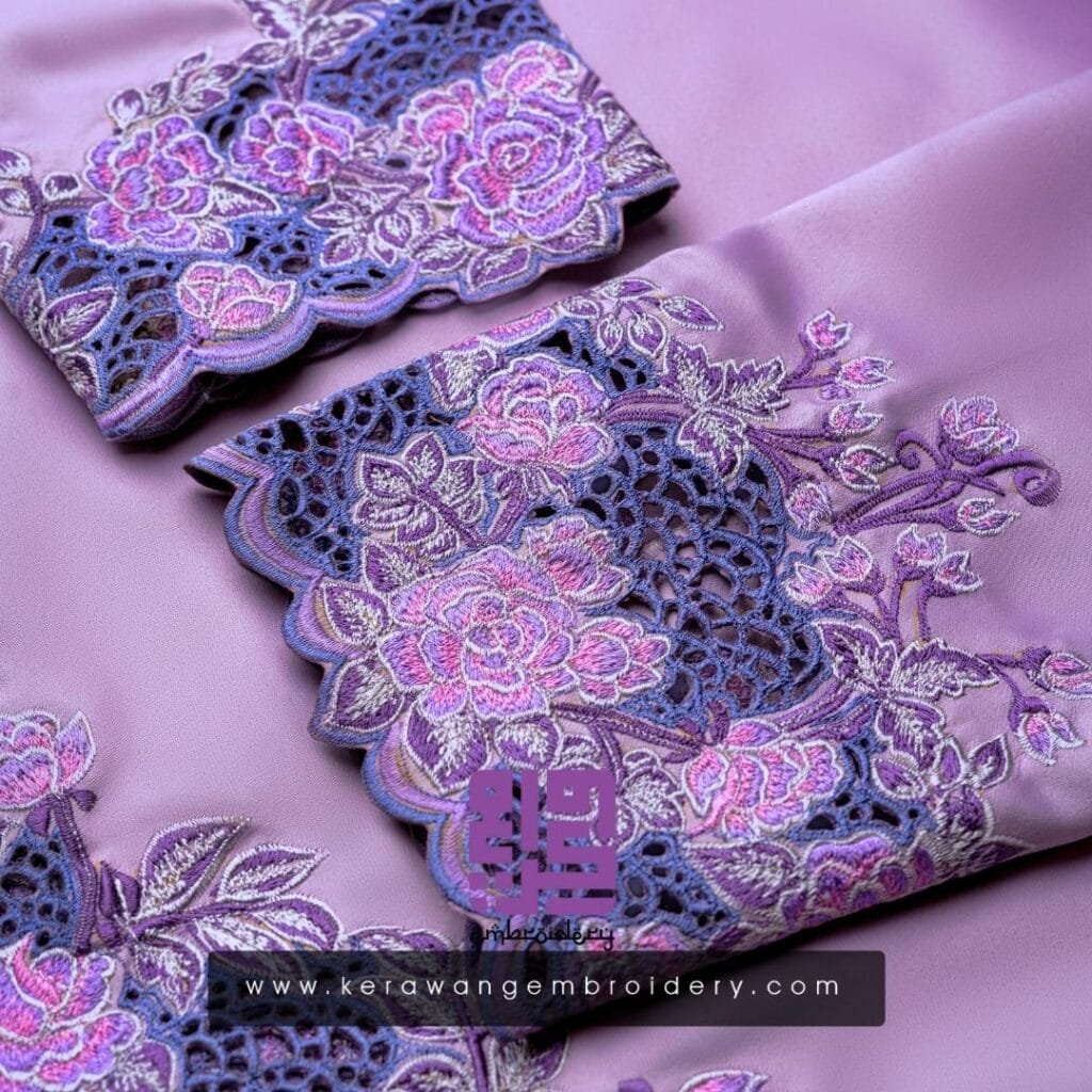 Kurung Tradisi Sulam Goyang Corak Bunga Ros Dengan Kerawang Sarang Tebuan